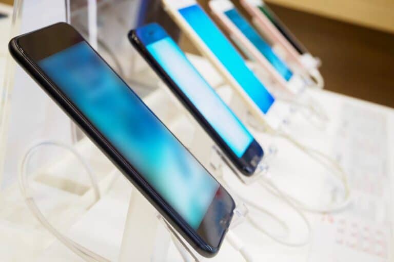 Handyvertrag mit oder ohne Handy? Was ist besser?